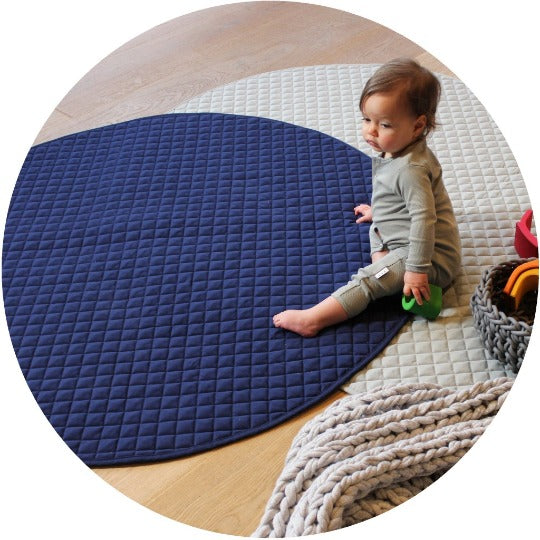 round baby playmat • navy • quilted | jnr.life